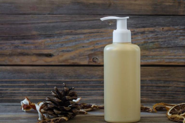 Panduan Memilih Botol Sampo: Gaya dan Kesehatan Rambut